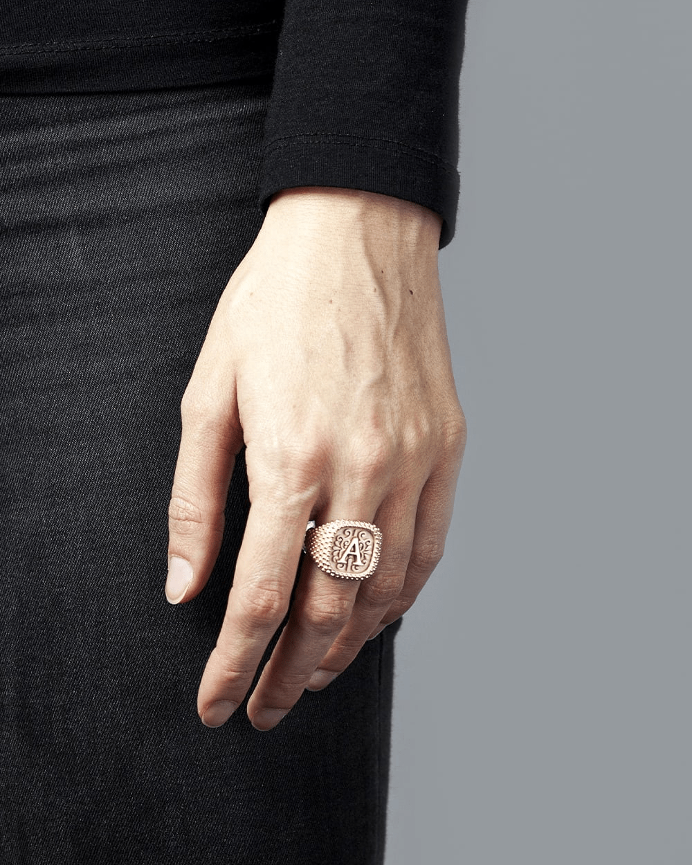 LETTER DOTTED SIGNET RING